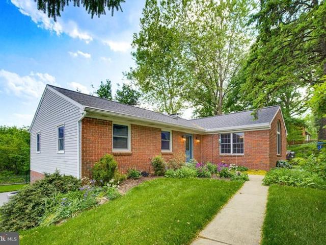 322 Hilltop Rd, Strasburg, PA 17579