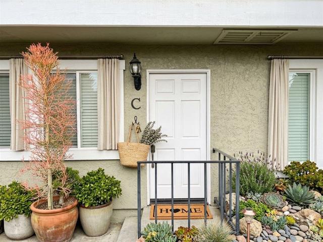 322 Ogle Street #Unit C, Costa Mesa, US, CA