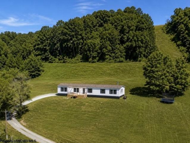 322 Old Acres Rd, Jane Lew, WV 26378