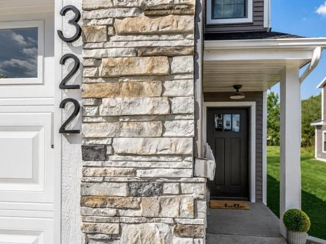 322 Maple St, Pardeeville, WI 53954
