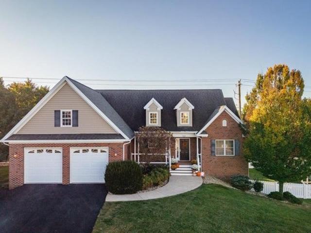 322 Melvin Cir, Bridgewater, VA 22812