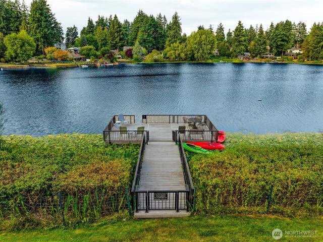 322 N 134th St, Unit 306, Seattle, WA 98133 | MLS #2506 | Compass