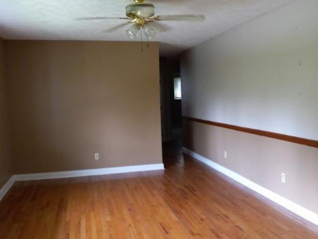 322 Norfolk Circle