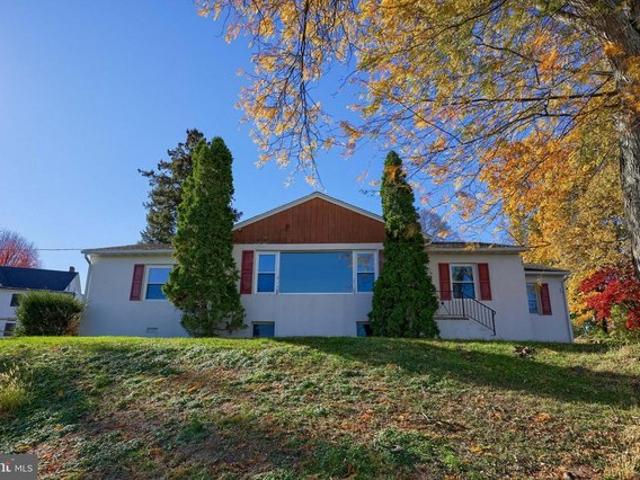 322 New Holland Ave, Reading, PA 19607