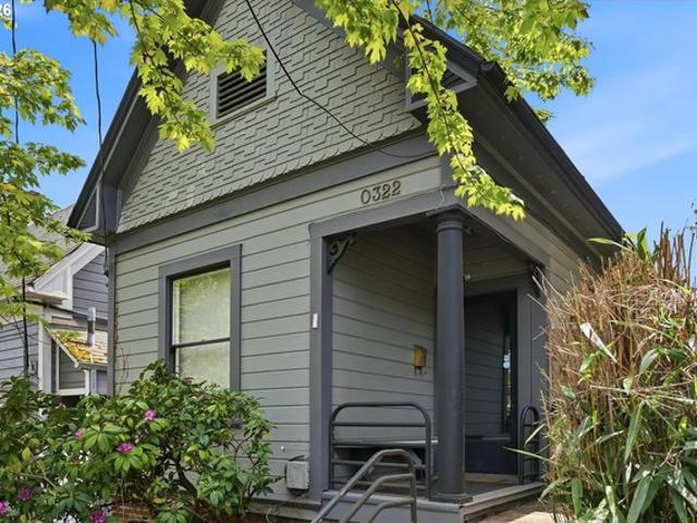 322 S Whitaker St, Portland, OR 97239