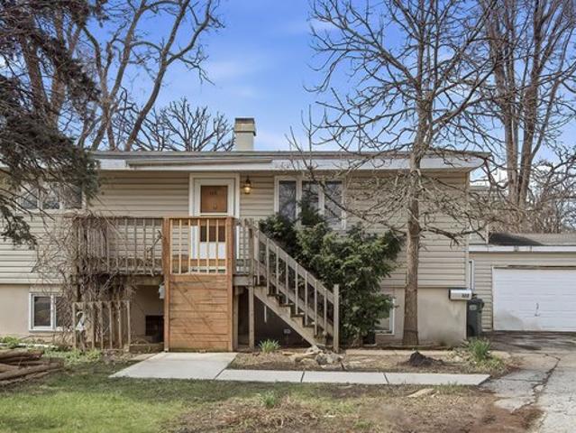 322 S Seymour Ave, Mundelein, IL 60060