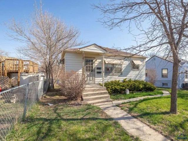 322 Saint Patrick St, Rapid City, SD 57701