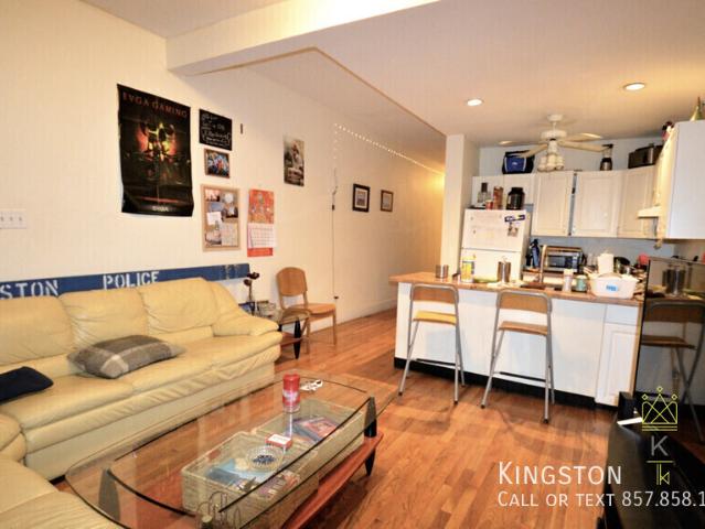 322 Saint Paul St 3 beds, 1 full bath