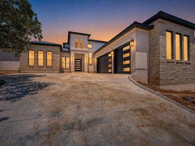 322 Spider Vly, Horseshoe Bay, TX 78657
