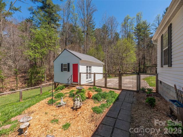 322 Stockton Branch Rd, Weaverville, NC 28787 | MLS #4368 | Compass