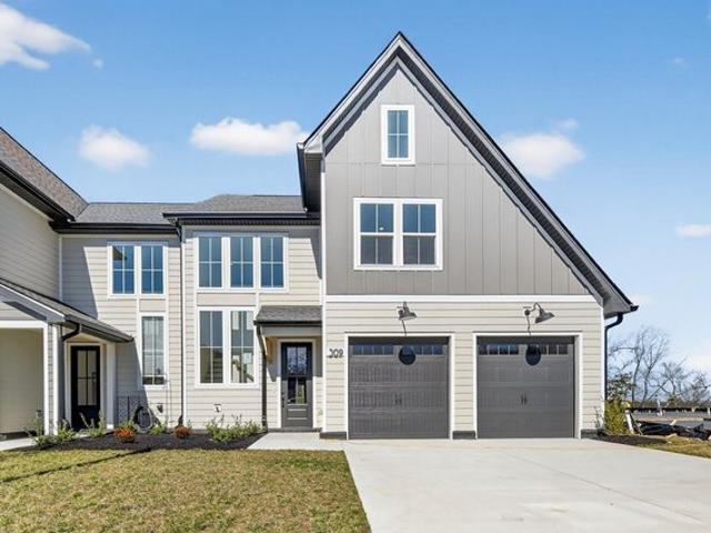 322 Panther Dr, Murfreesboro, TN 37127