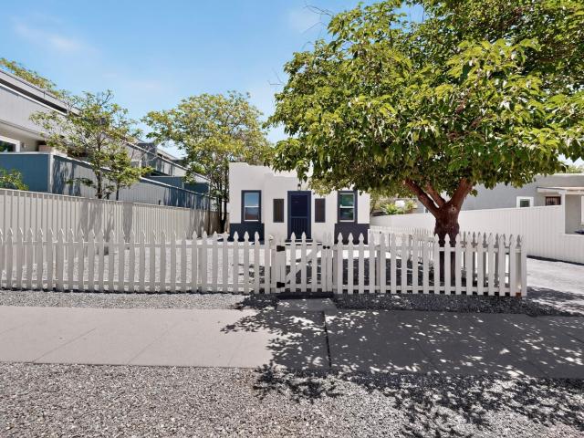 322 Princeton Drive SE
