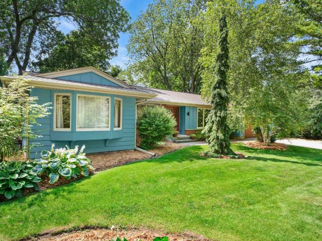 322 Robin Parkway