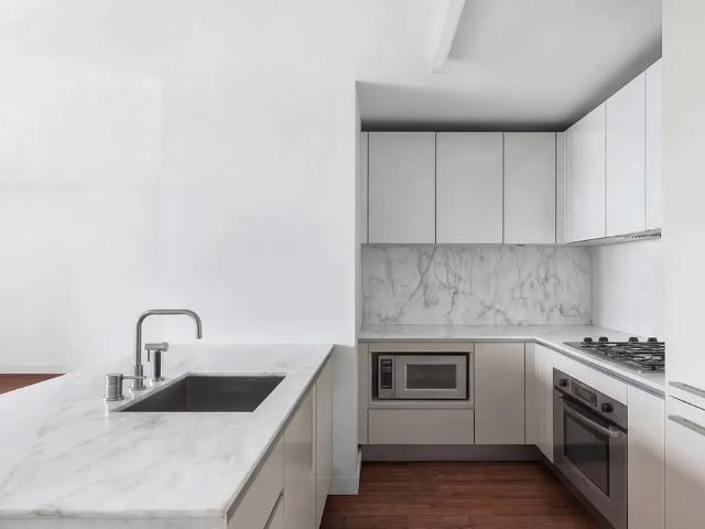 322 W 57th Street 47V