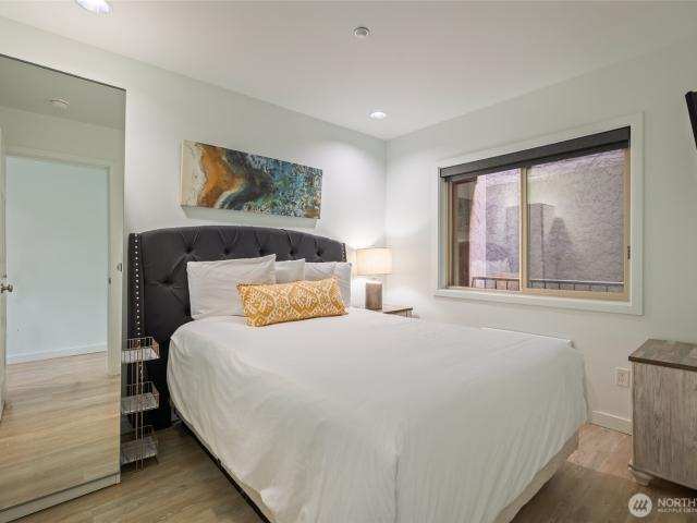 322 W Woodin Avenue # 526
