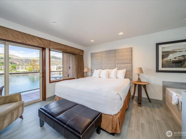 322 W Woodin Avenue # 721
