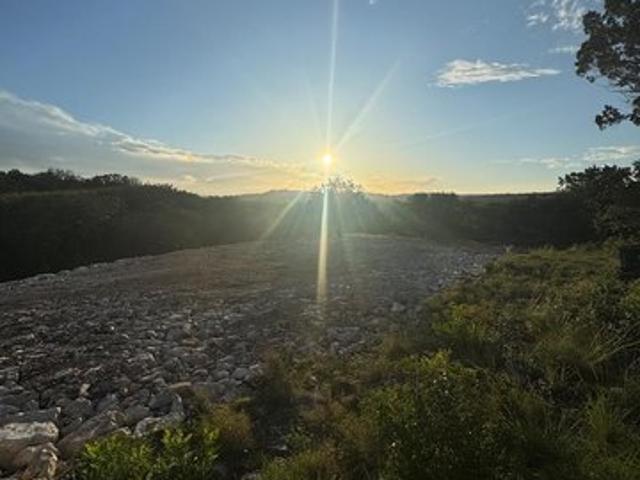 322 W County Road 2481 Unit 12, Hondo, TX 78861