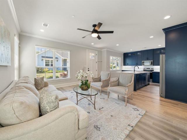 322 Woodside Trail