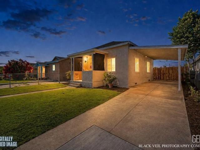 322 Wilson Ave, Bakersfield, CA 93308
