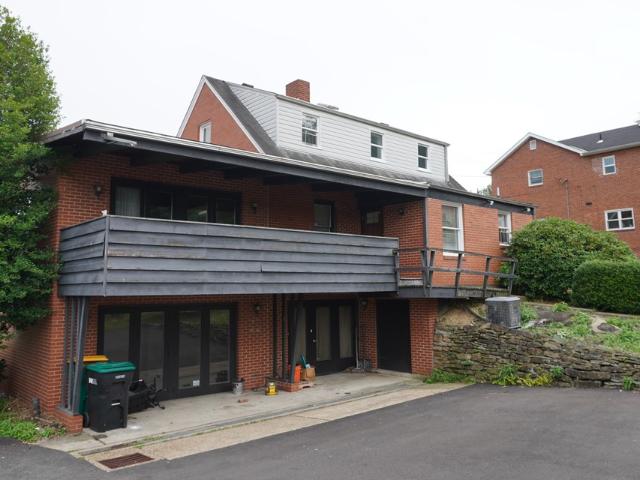 3234 Washington Pike