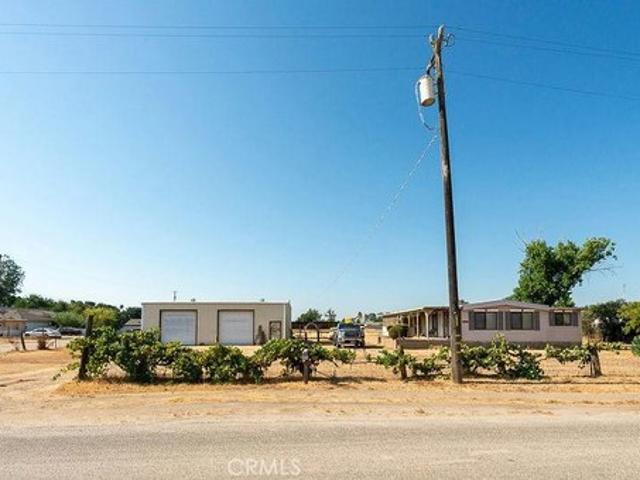 32358 Avenue 11 1/4, Madera, CA 93636