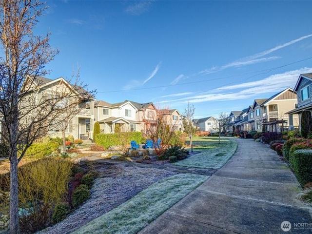 32359 Tolmie Ln, Black Diamond, WA 98010