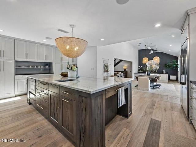 3235 Old Barn Rd W, Ponte Vedra Beach, FL 32082