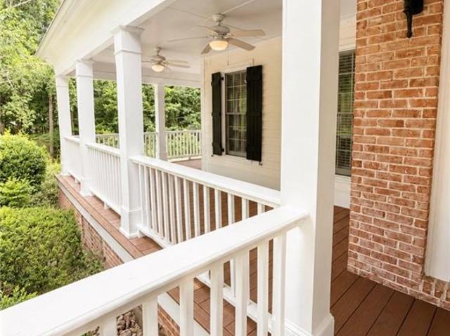 3235 Bentwood Close