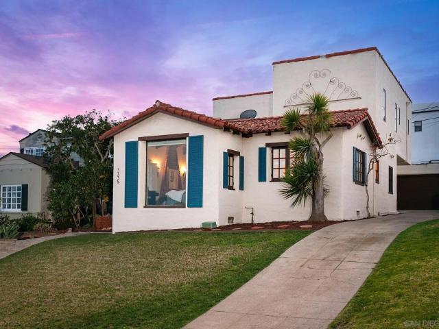 3235 Curtis St, San Diego, US, CA