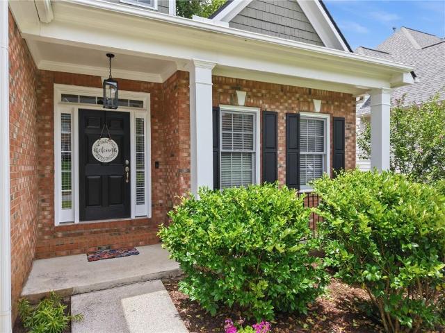 3235 Summer Stream Lane NW