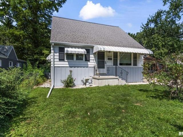 3235 S 3rd St, Springfield, IL 62703