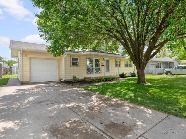 3236 S Bonn Ave, Wichita, KS 67217