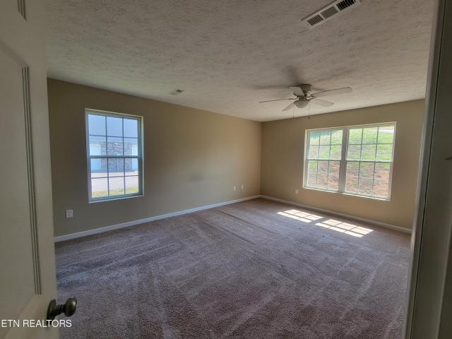 3236 Sandpiper Ct, Kodak, TN 37764 | MLS #1335