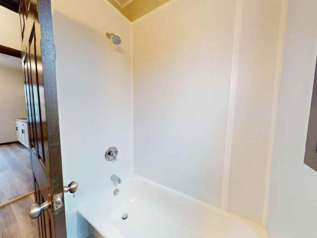 3236 W.33rd 1 Bedroom Apartment for Rent at 3236 W 33rd St, Cleveland, OH 44109 Clark Fulton