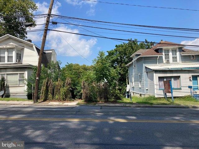 3236 Walnut St, Harrisburg, PA 17109