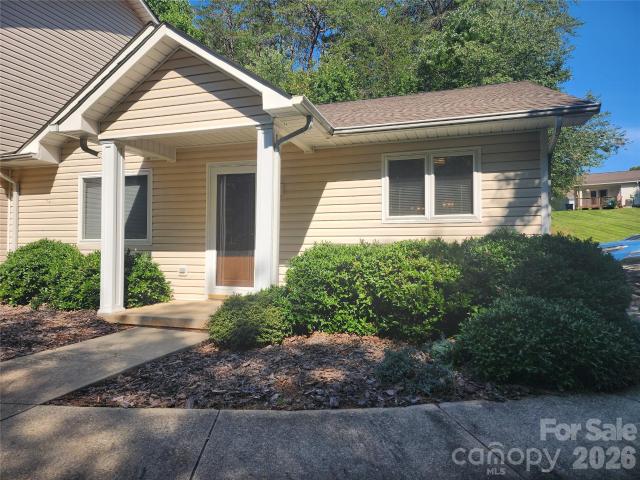 3236 White Oak Court