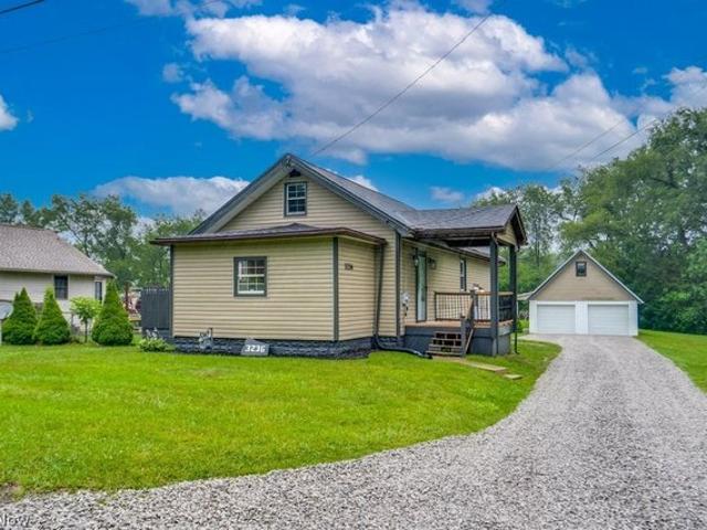 3236 Young Ave NW, Massillon, OH 44647