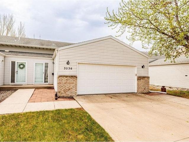 3236 35th Ave S, Fargo, ND 58104