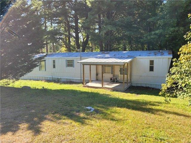 3237 Mountain View Rd, Cherry Lane, NC 28627