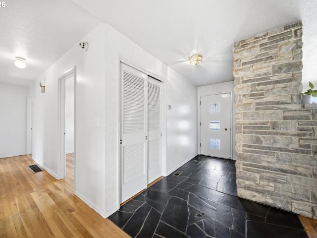 3237 NE 131ST AVE