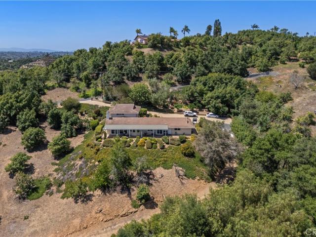 3237 Canonita Dr, Fallbrook, CA 92028 | MLS #ND26032