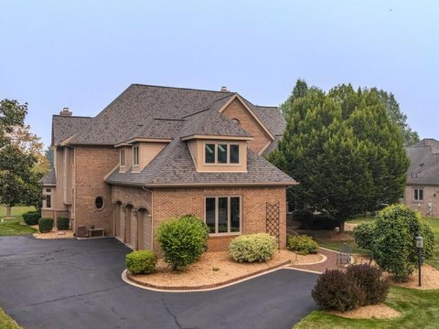 3237 Heather Rd, Ann Arbor, MI 48108