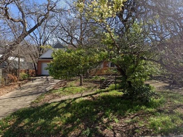 3237 Preston Hollow Rd, Fort Worth, TX 76109