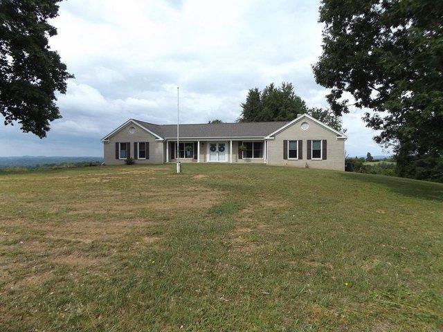 3237 Sylvatus Hwy, Hillsville, VA 24343