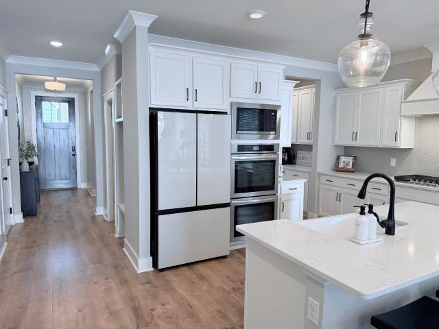 3238 Chatfield Dr