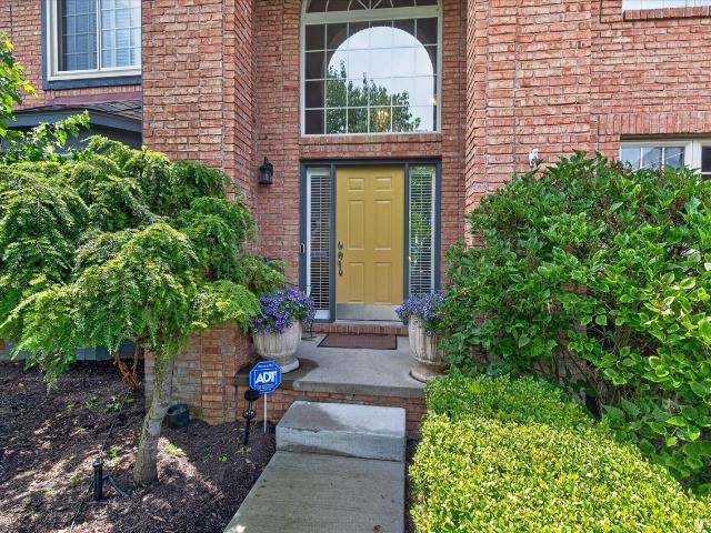 3238 Honeysuckle Drive