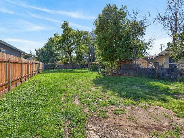3238 8th Ave, Sacramento, CA 95817 | MLS #226028