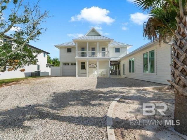 32390 Sandpiper Dr, Orange Beach, AL 36561