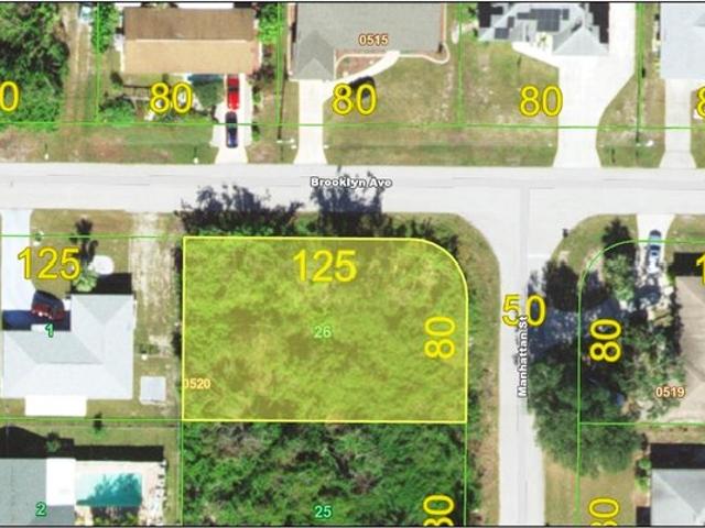 3239 Manhattan St, Port Charlotte, FL 33952