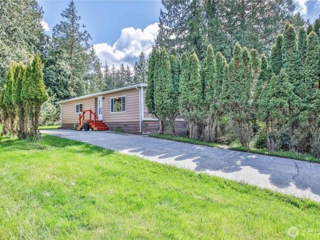 3239 Mardell Dr, Langley, WA 98260
